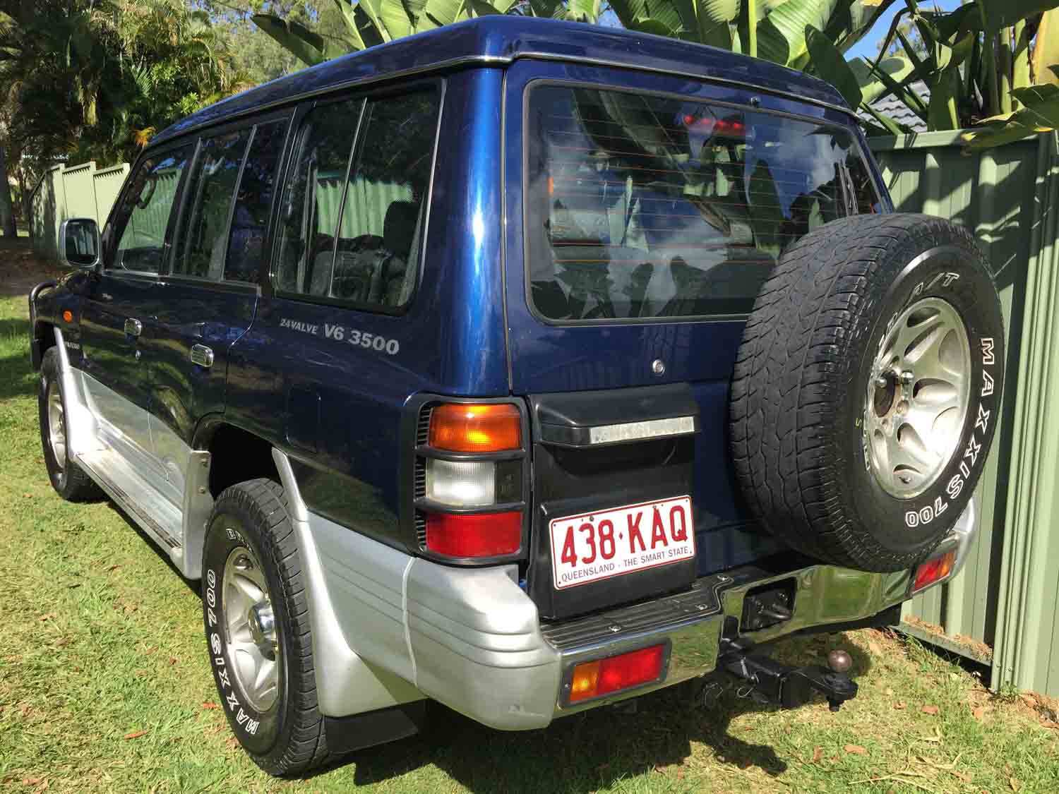 Mitsubishi Pajero 1998 blue 12 | Used Vehicle Sales