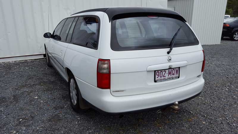 Automatic Wagon Holden Commodore 2000 White - Used Vehicle Sales