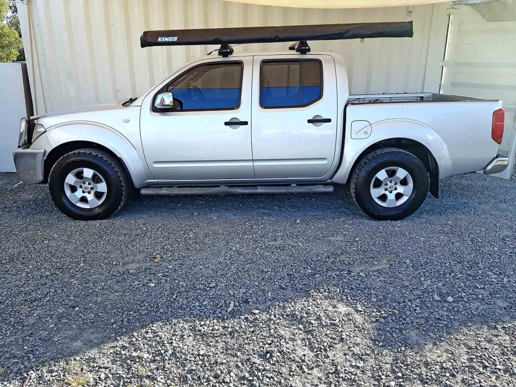 2006 Nissan Navara D40 Silver -4 | Used Vehicle Sales