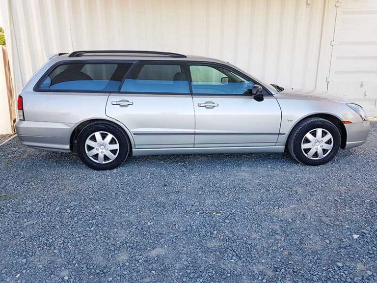 2003 Mitsubishi Magna Wagon Silver - 9 | Used Vehicle Sales