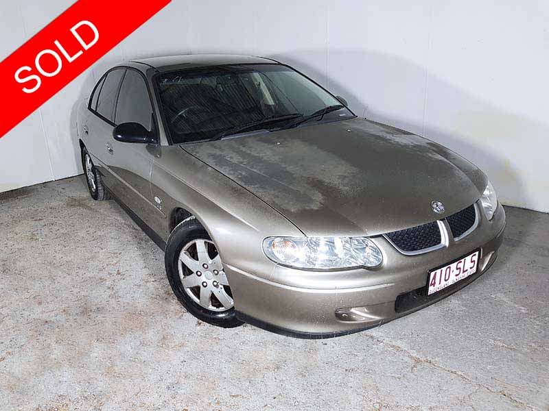 (SOLD) Automatic Holden Commodore Acclaim Sedan 2001 Gold